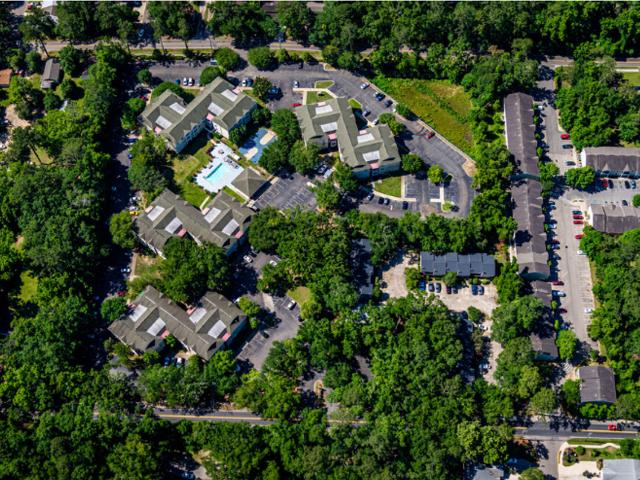 Terra Lake Apartments 2 Bedroom Apartment for Rent at 1375 Pullen Rd, Tallahassee, FL 32303 Town and Country