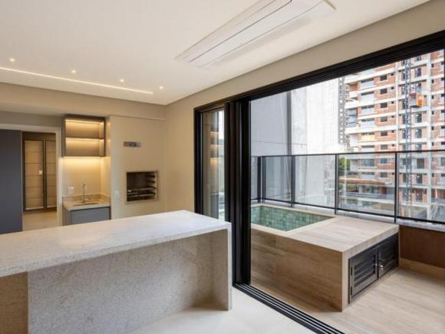 Terraço Bougainville 209m² totalmente em armários. Oportunidade