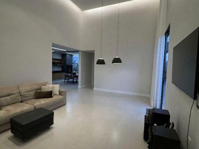 Terra Park Club Residence | Casa Nova | 260m² | Spa Aquecido | Energia Solar