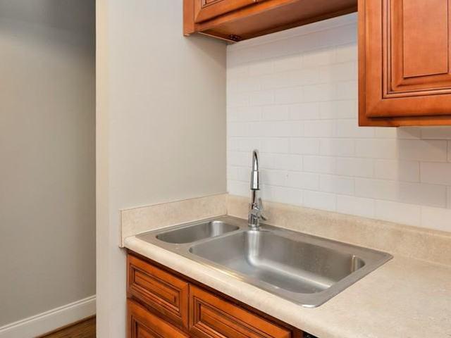 Terrace Court 1 Bedroom Apartment for Rent at 1124 20th St S, Birmingham, AL 35205 Five Points South