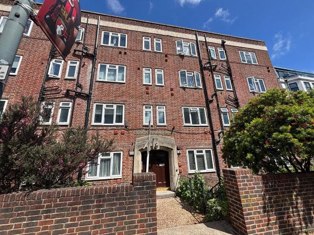 Terrace Road, Bournemouth BH2, 1 bed flat to rent, £840 pcm | PrimeLocation
