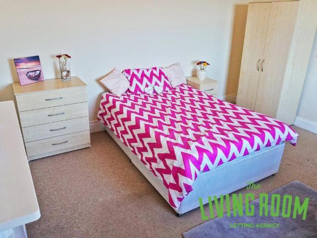 Terrace Road, Mount Pleasant, Swansea 5 bed house to rent £1,950 pcm £450 pw