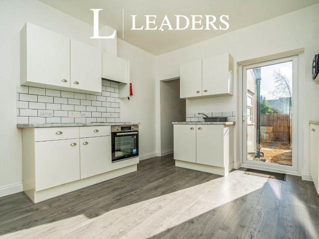 Terraced to rent in Oxford Street, Coalville, LE67 | Leaders