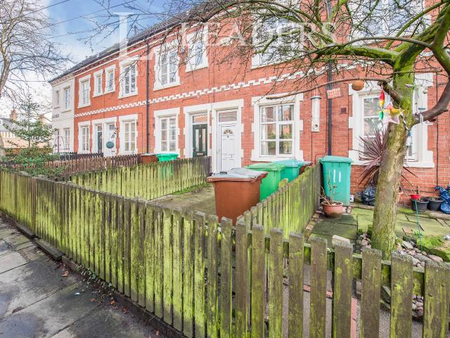 Terraced to rent in Colville Terrace, Nottingham, NG1 | Leaders