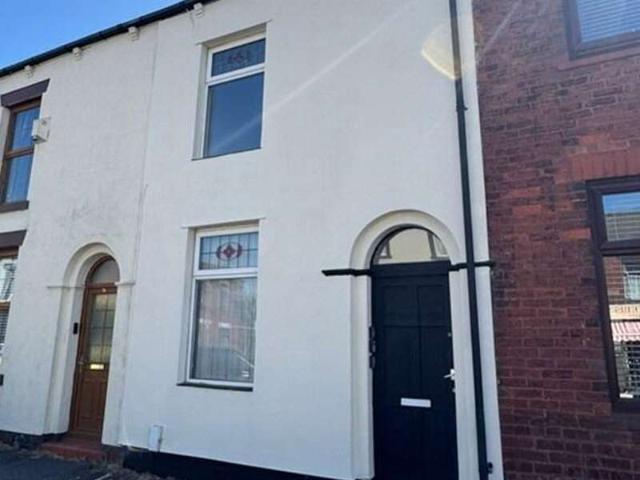 Terraced House