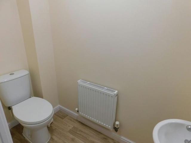 Terraced House to rent on