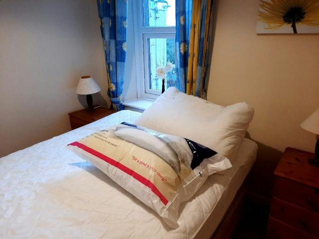Terraced House to rent on
