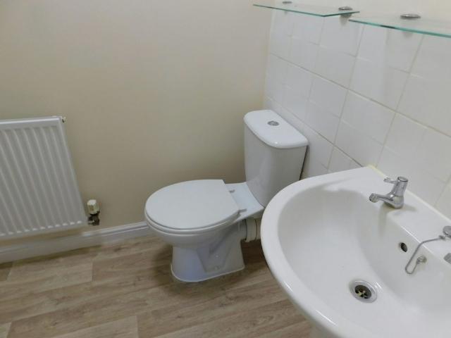Terraced House to rent on