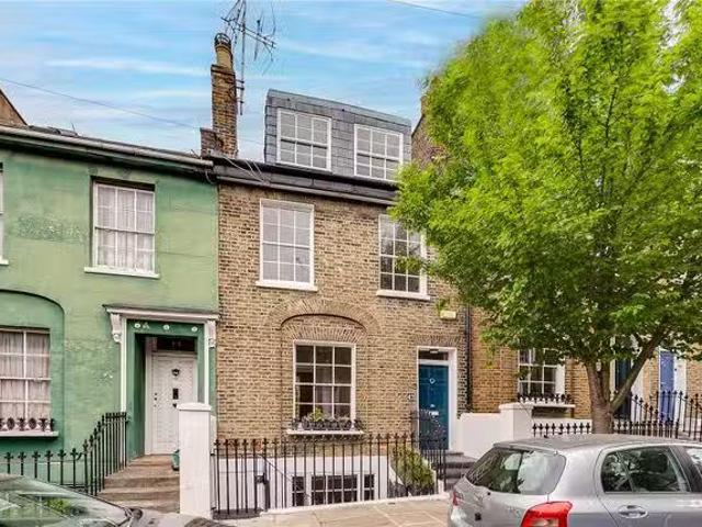 Terraced house to rent in Ripplevale Grove, Islington N1
