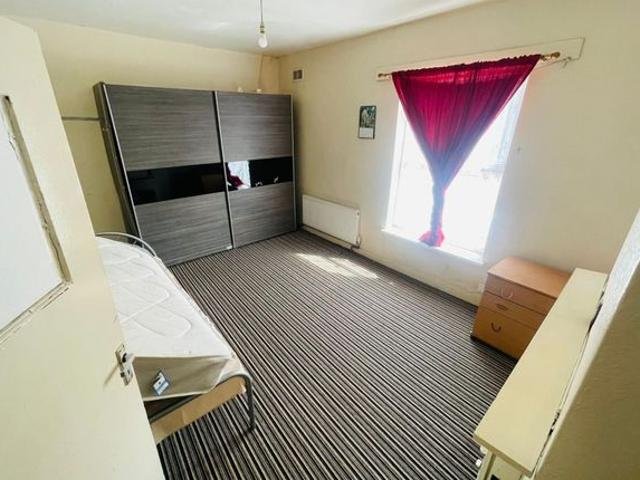 Terraced house to rent in 32 Vicar Street, Dudley DY2