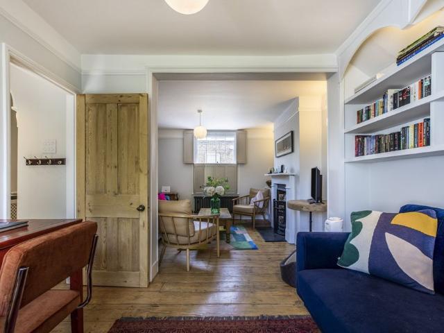 Terraced House to rent Prior Street, London, SE10