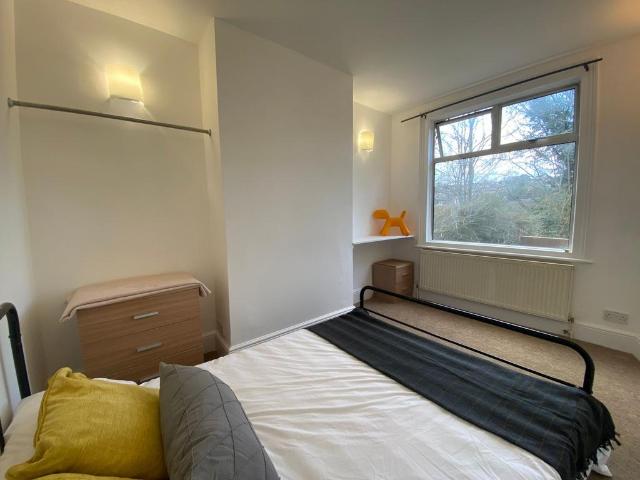 Terraced house to rent