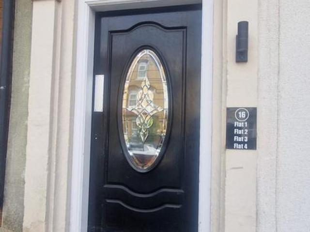 Terraced house to rent