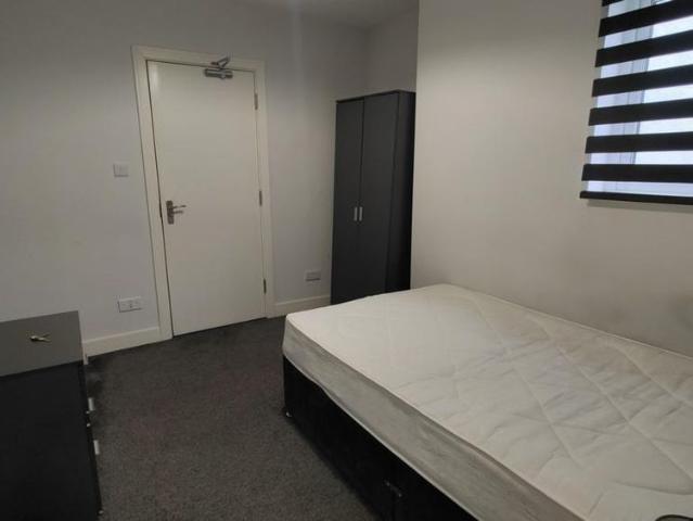 Terraced house to rent