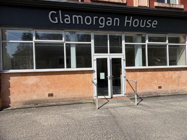 Terraced house for sale