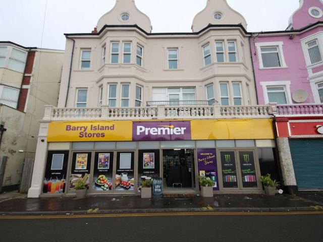Terraced house for sale