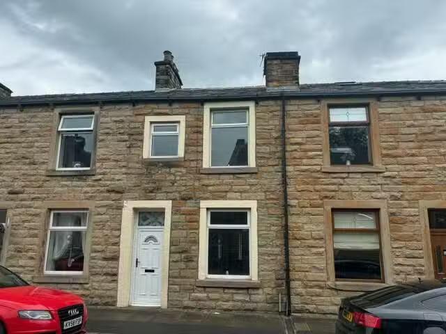 Terraced house for sale in 11 Thompson Street, Padiham, Burnle.