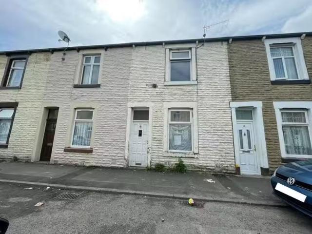 Terraced house for sale in 15 Bar Street, Burnley, Lancashire.