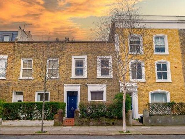 Terraced House For Sale In Islington, London