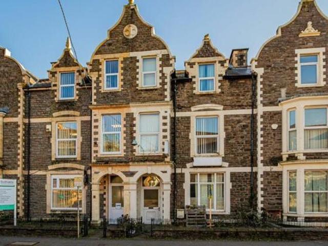 Terraced House For Sale In Pontypridd