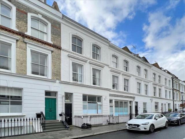 Terraced house for rent in Ifield Road, London, SW10