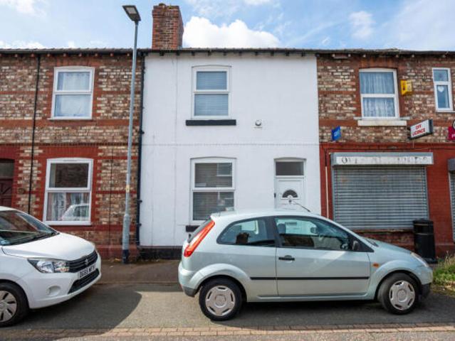 Terraced house for rent in Oldham Street, Warrington, WA4