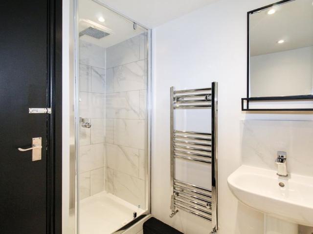 terraced sharedaccommodation to rent