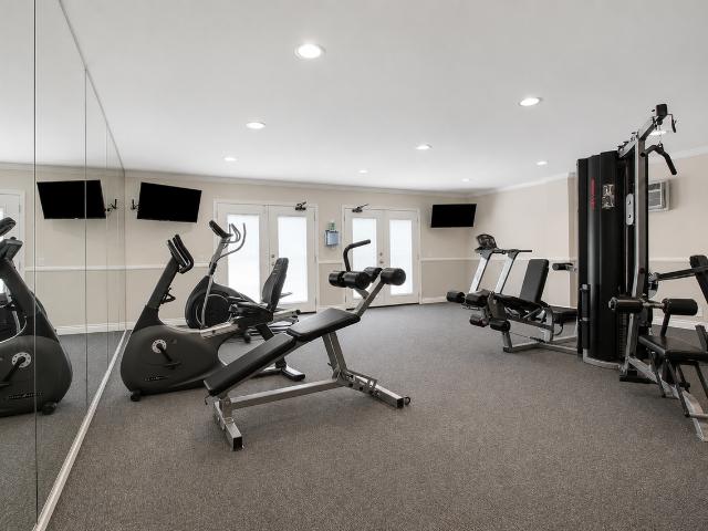 Terraces at Tarzana | 5931 Reseda Blvd 1 Bedroom Apartment for Rent at 5931 Reseda Blvd, Los Angeles, CA 91356 Tarzana