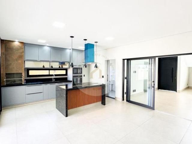 Terras da Estância Sobrado com 3 suítes, piscina e uma cozinha gourmet incrível!