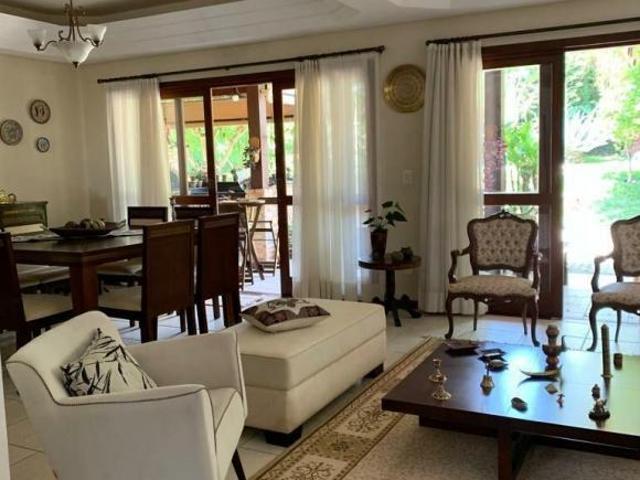 Terras de São Carlos Residência de alto padrão, com 4 Suítes, Piscina e Área Gourmet Completa, Ter