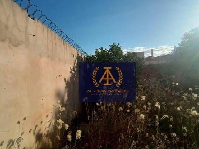 TERRENO MURADO BEM LOCALIZADO