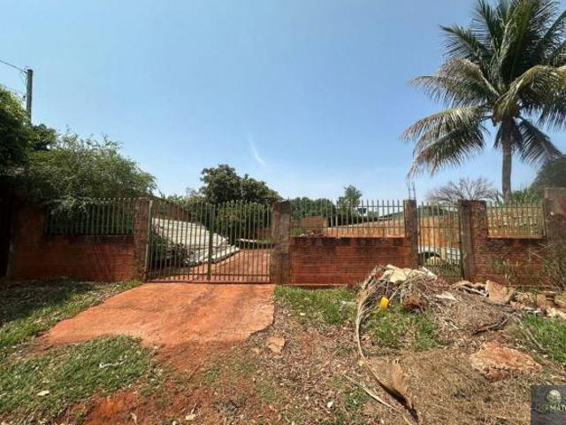 Terreno murado de 360m2 a 1 quadra do asfalto.