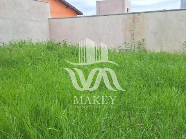 Terreno murado e de esquina, localizado em bairro novo e seguro. Com 236m² no res. Pq. Fazenda À V