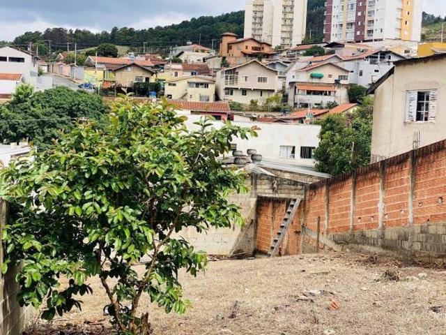 Terreno Murado na Zona Oeste