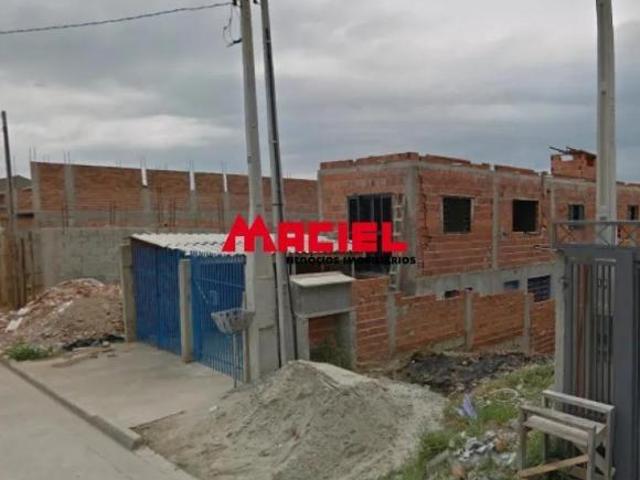 Terreno murado no Residencial Dom Bosco