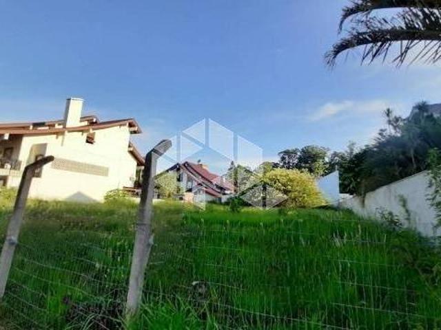 Terreno medindo 12x35m² totalizando 420 m² bairro Jardim do Lago