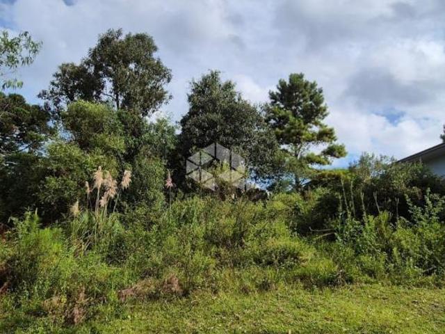 Terreno medindo 360m² no Centenário em Farroupilha