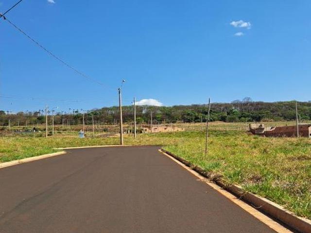 Terreno misto no Villas do Mirante | É aqui na Imobiliária Rosa e Rangel