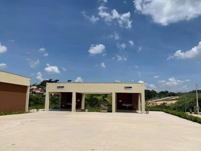 Terreno Misto 200 m² em Condomínio Fechado com Lazer Completo — Boituva/SP