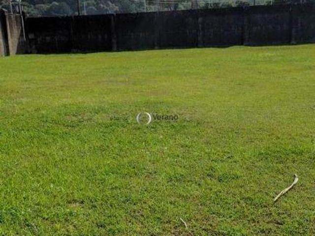 Terreno mobiliado à venda em Guarujá Enseada, litoral, com alarme