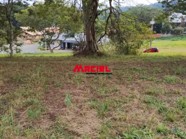 Terreno na melhor localização do condominio