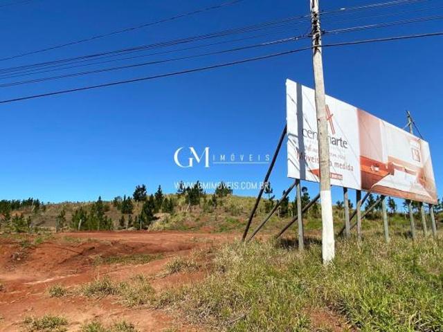 Terreno na Avenida Castelo Branco em Torres