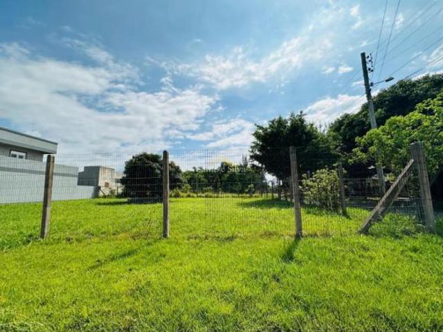 Terreno na Avenida Leme em Atlântida Sul