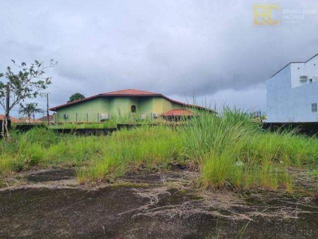Terreno na Avenida Principal no Maria Helena Novaes em Peruíbe/SP
