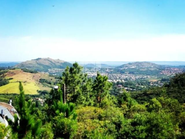 Terreno na APAMECOR, com Vista Privilegiada e Reserva Ambiental