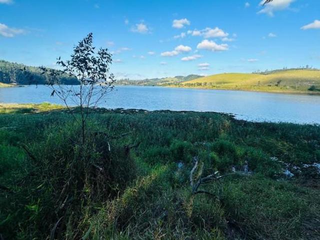 Terreno na beira da represa com preço e condições imperdíveis