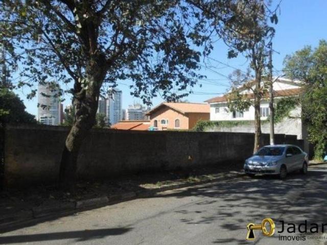 TERRENO NA CIDADE JARDIM