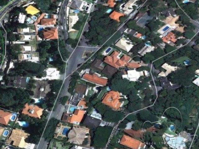 TERRENO NA CIDADE JARDIM