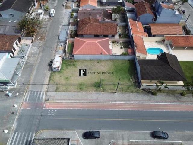 Terreno na faixa do mar em Santa Terezinha