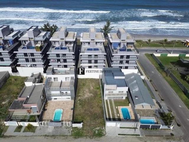 Terreno na quadra do mar em Matinhos
